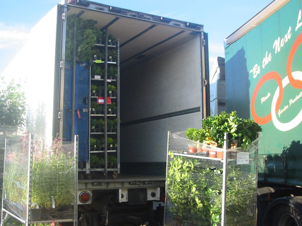 BOX TRAILERS • Andersons Transport