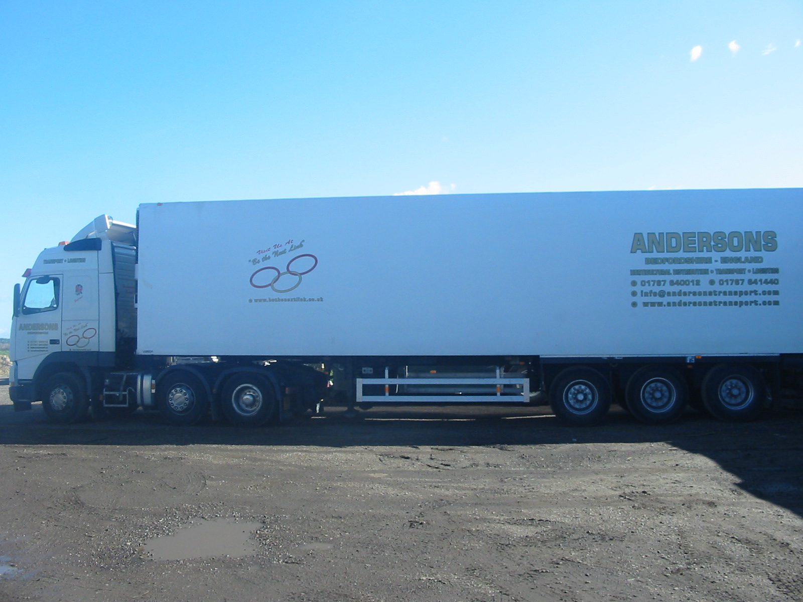 BOX TRAILERS • Andersons Transport